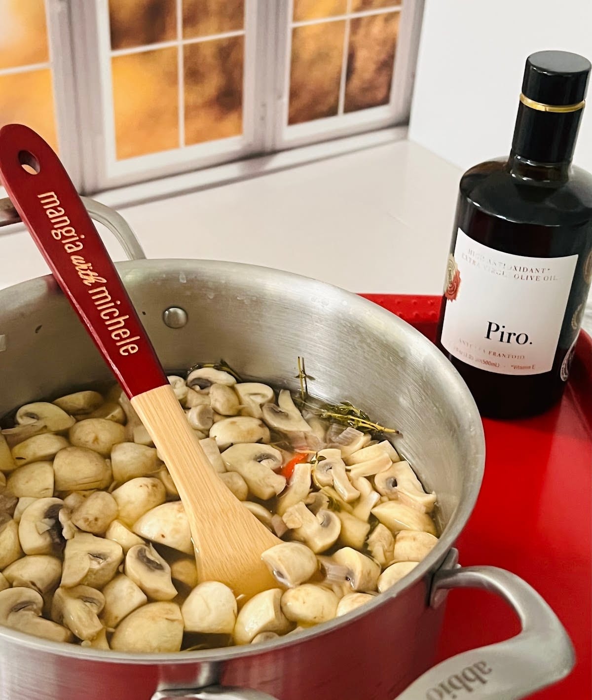 Pickled Mushrooms, Italian-Style ~ Marinated Deli Mushrooms