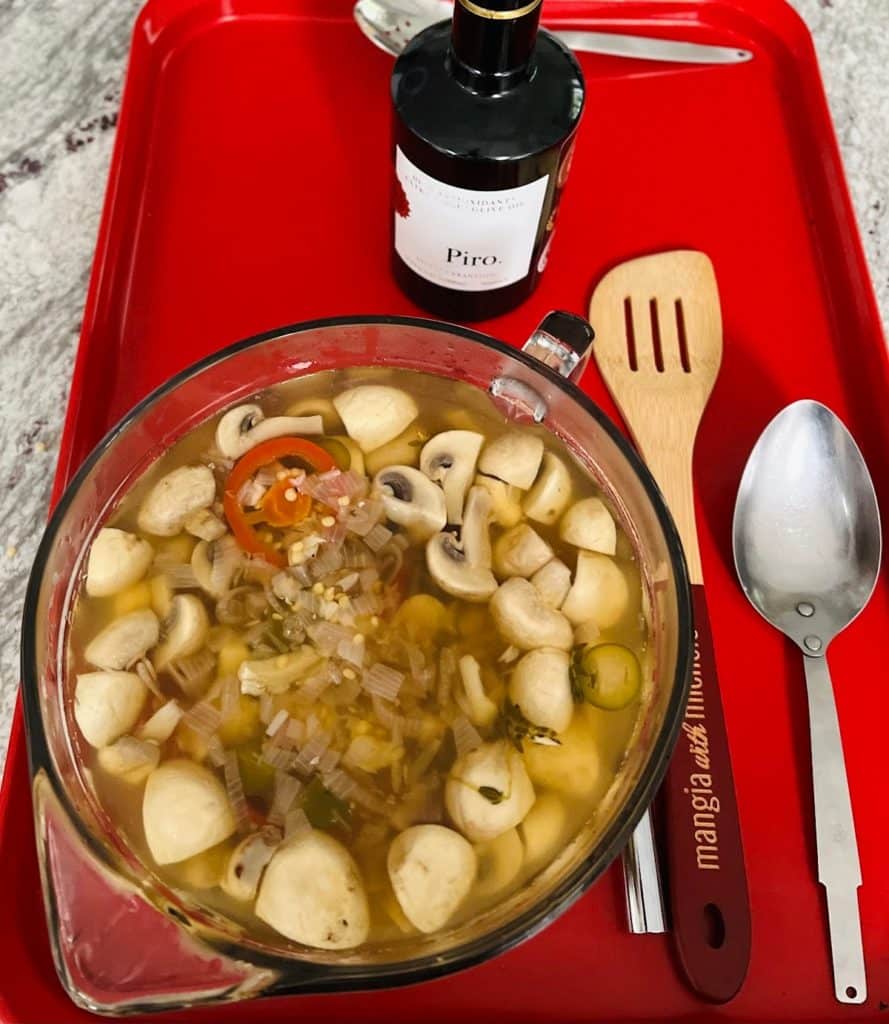 Pickled Mushrooms, Italian-Style ~ Marinated Deli Mushrooms