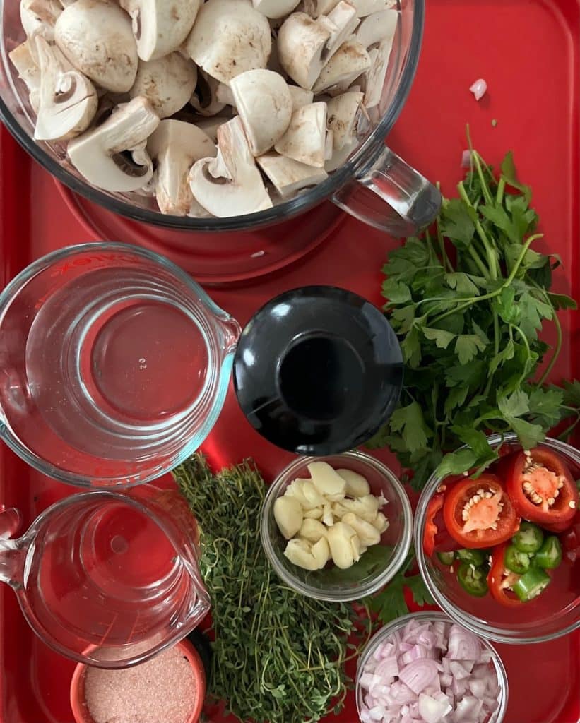 Pickled Mushrooms, Italian-Style ~ Marinated Deli Mushrooms