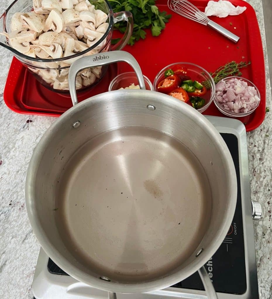 Pickled Mushrooms, Italian-Style ~ Marinated Deli Mushrooms