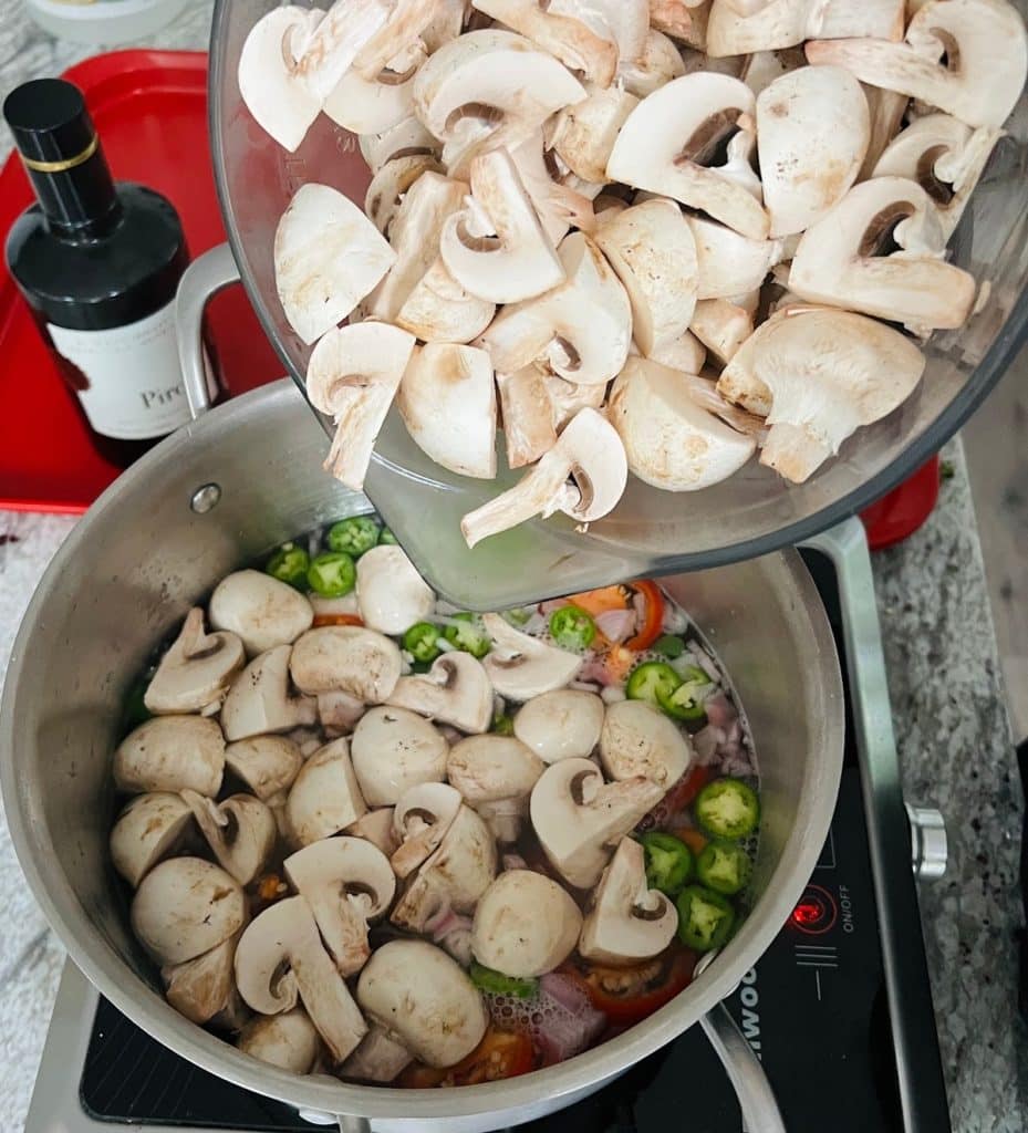 Pickled Mushrooms, Italian-Style ~ Marinated Deli Mushrooms