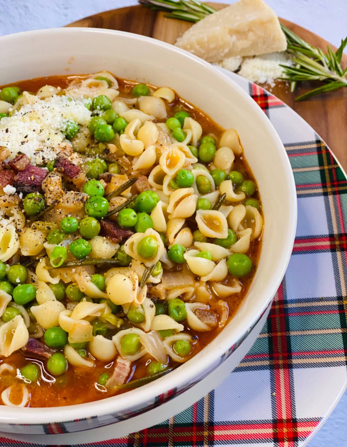 Easy Pasta e Piselli (Italian Pasta with Peas) - Mangia with Michele