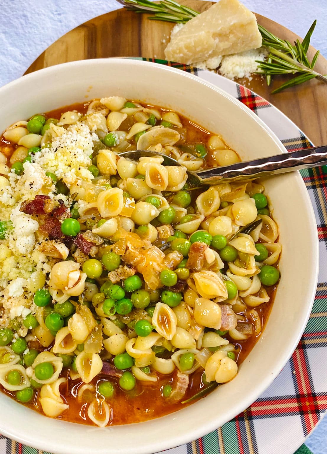 Easy Pasta e Piselli (Italian Pasta with Peas) - Mangia with Michele