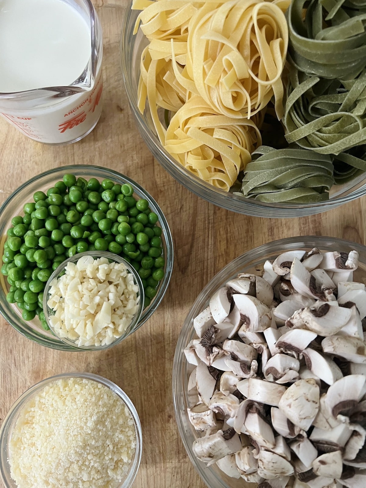 Paglia e Fieno ~ Straw and Hay Pasta with Crispy Prosciutto