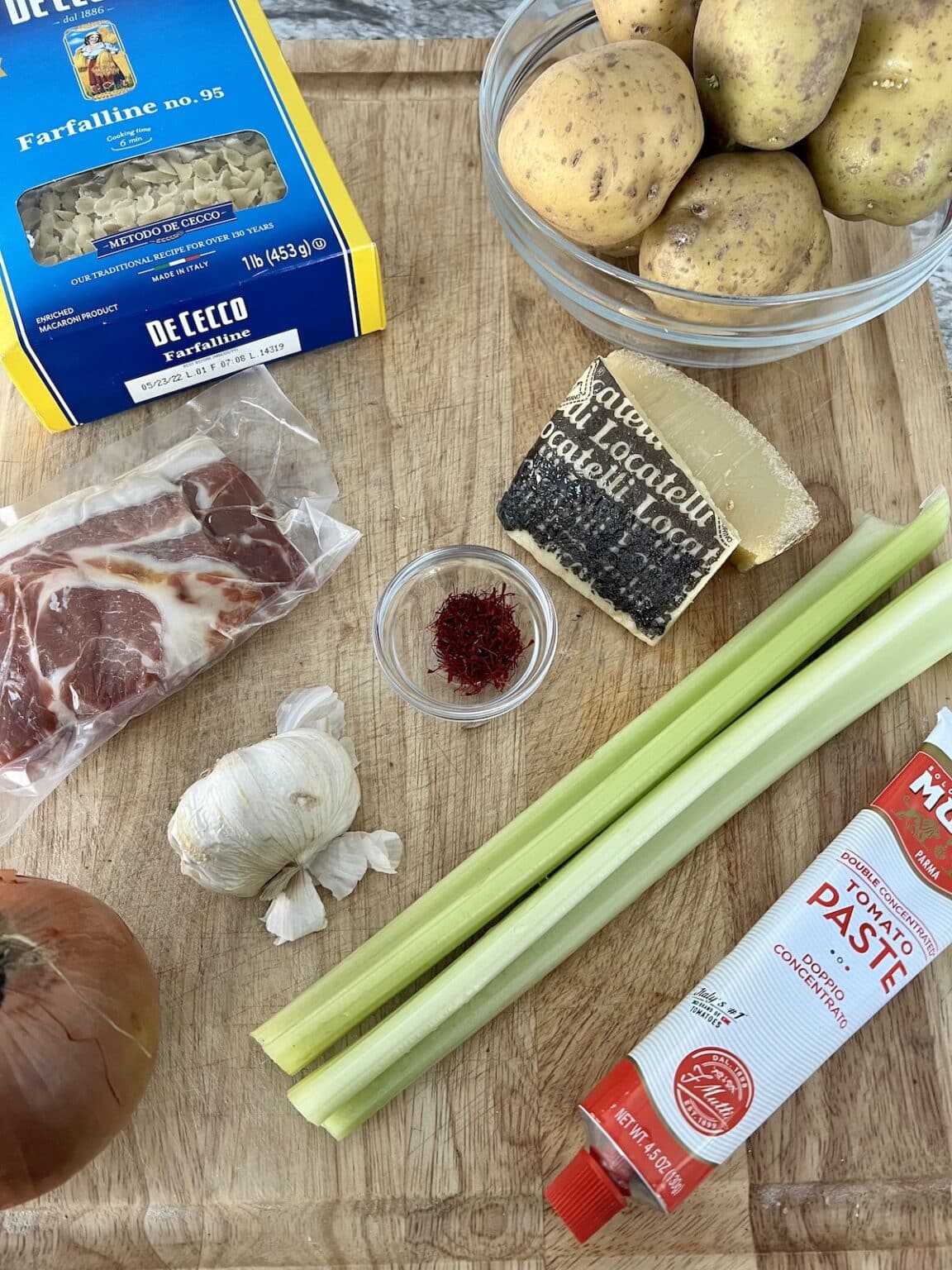 Pasta e Patate (One Pot) ~ Italian Pasta with Potatoes - Mangia with ...