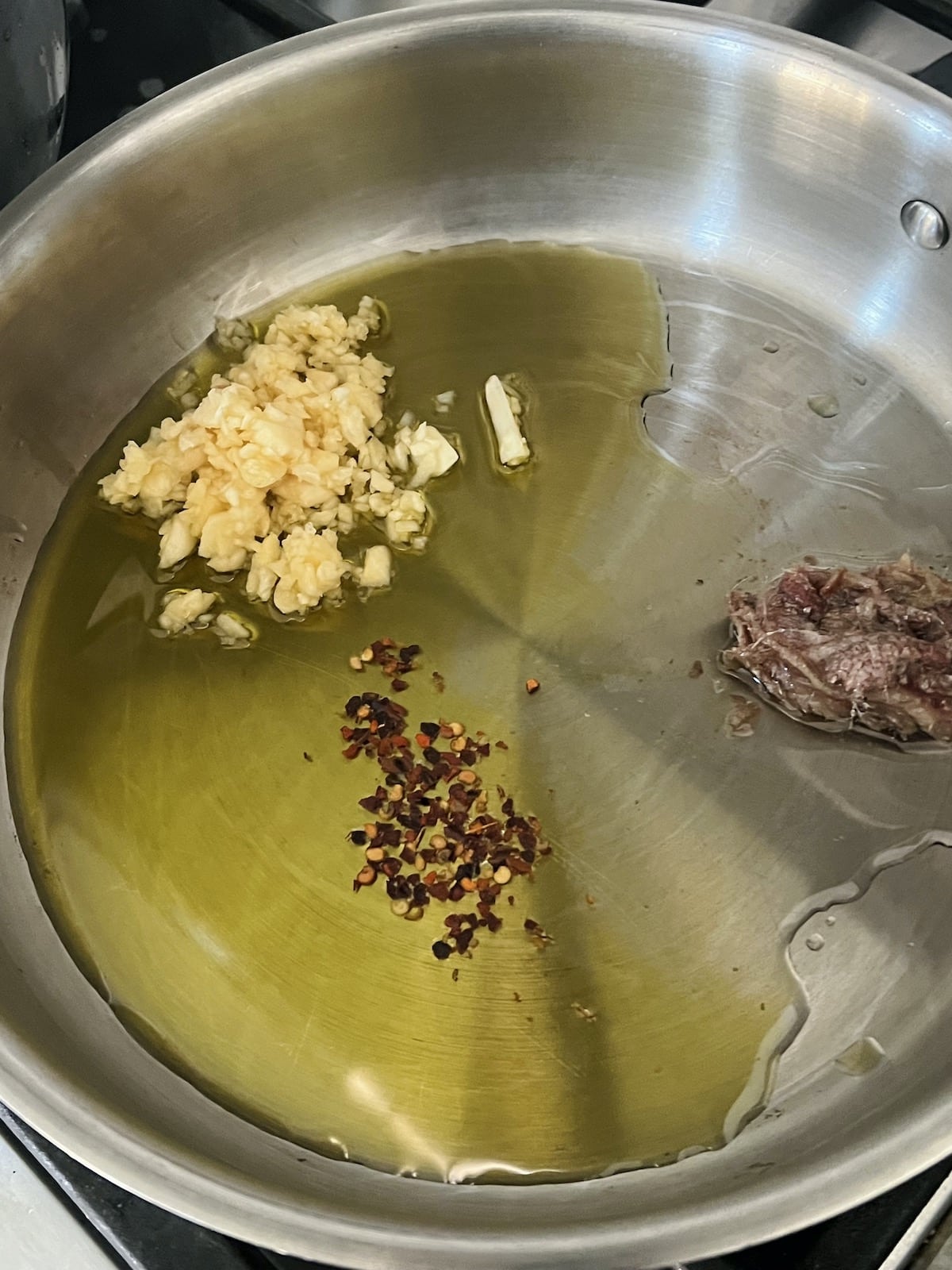 Clams Posillipo in Red Sauce (Zuppa di Clams) - Italian Seafood