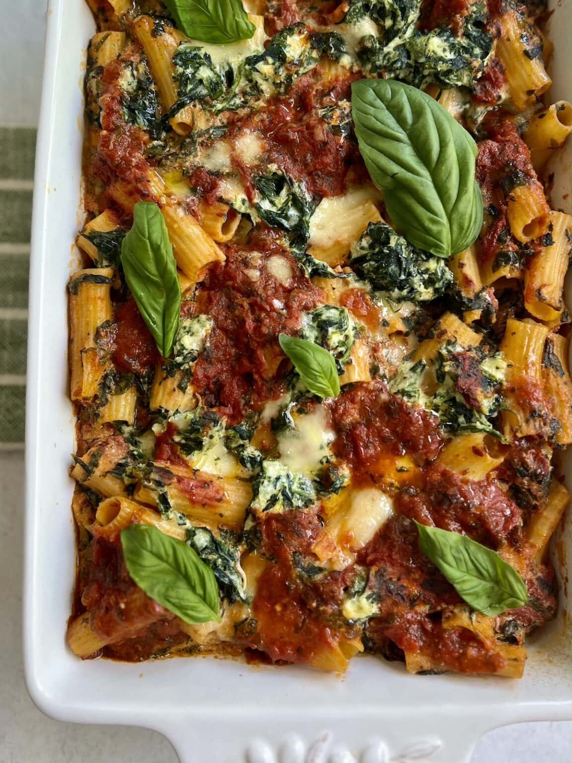 Meatless Baked Ziti with Ricotta and Mozzarella (Very Easy)