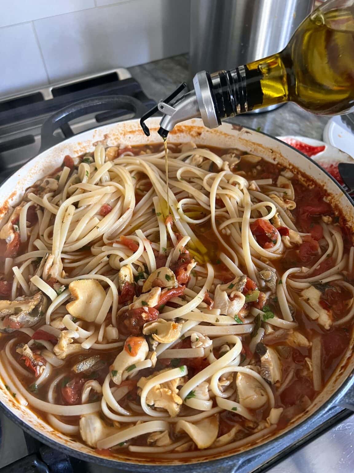 Scungilli Pasta in Spicy Marinara/Fra Diavolo (for Christmas Eve)