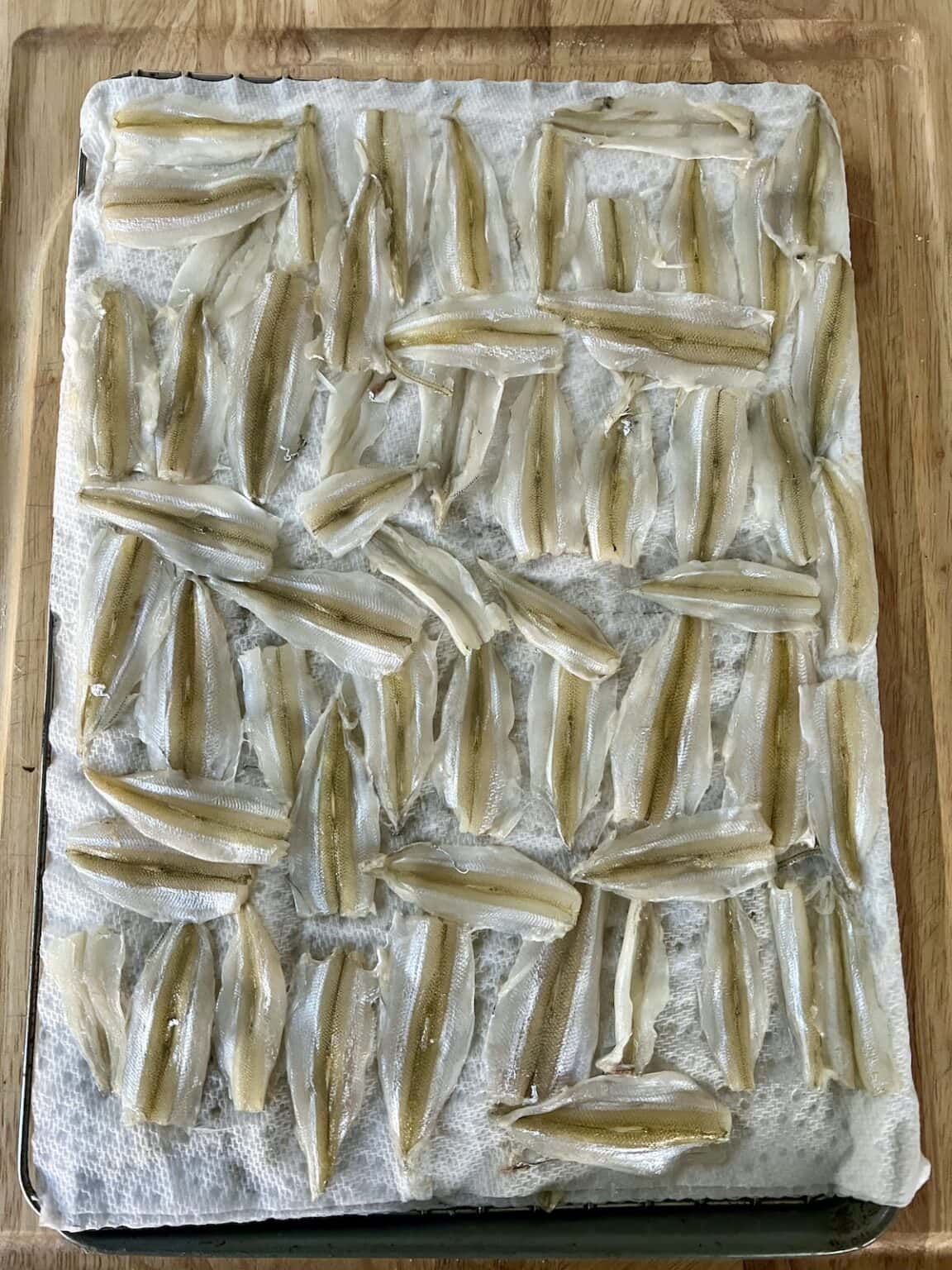 Crispy Pan Fried Smelts (Italian Christmas Eve Recipe)