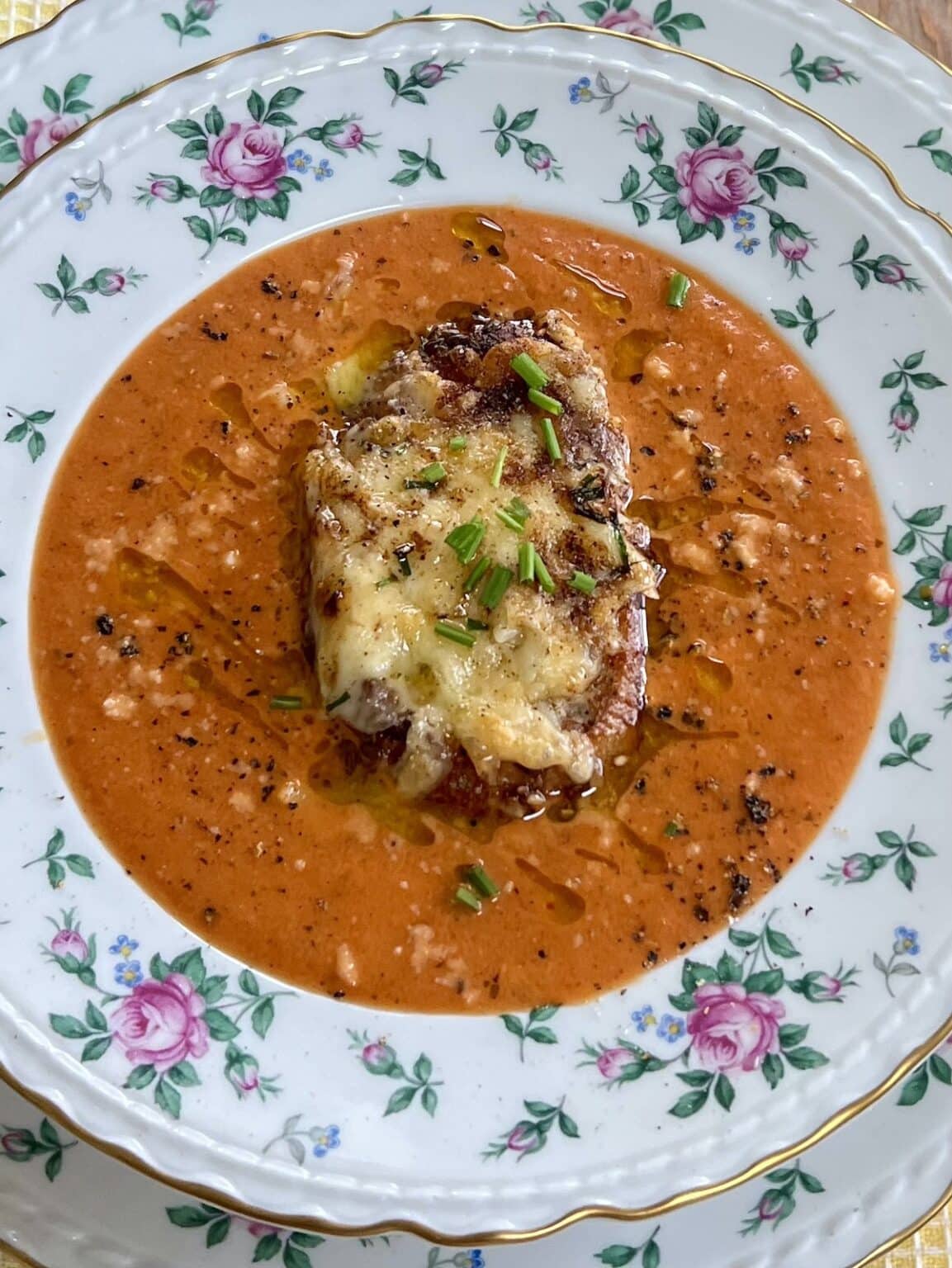 Roasted Pepper Gouda Soup - Easy, Creamy and Delicious!